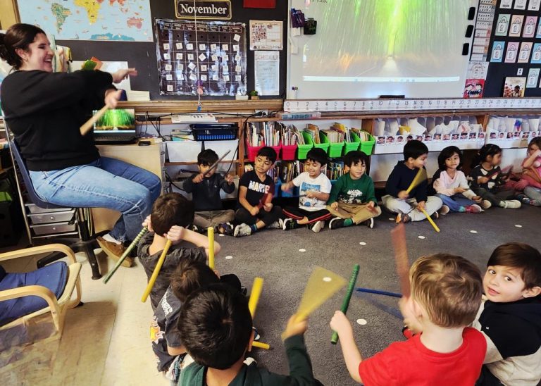 Rhythm Stick Fun! 🎶